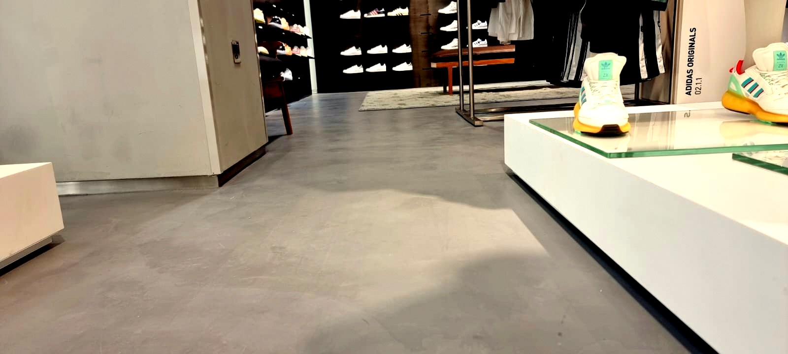 AHTE FLOORING - Micro Cement Flooring